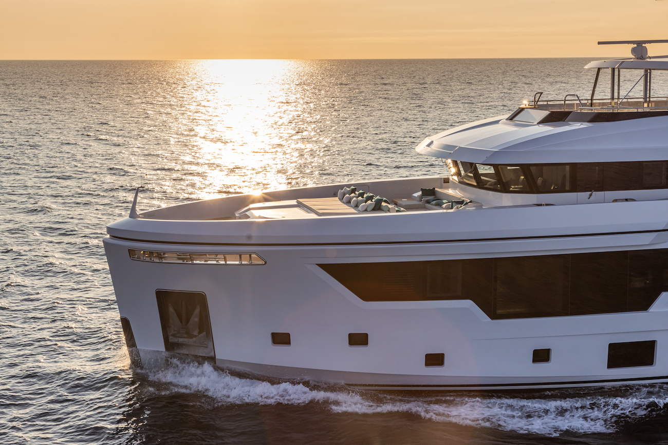 Yacht EMOCEAN, Rosetti Superyachts | CHARTERWORLD Luxury Superyacht Charters